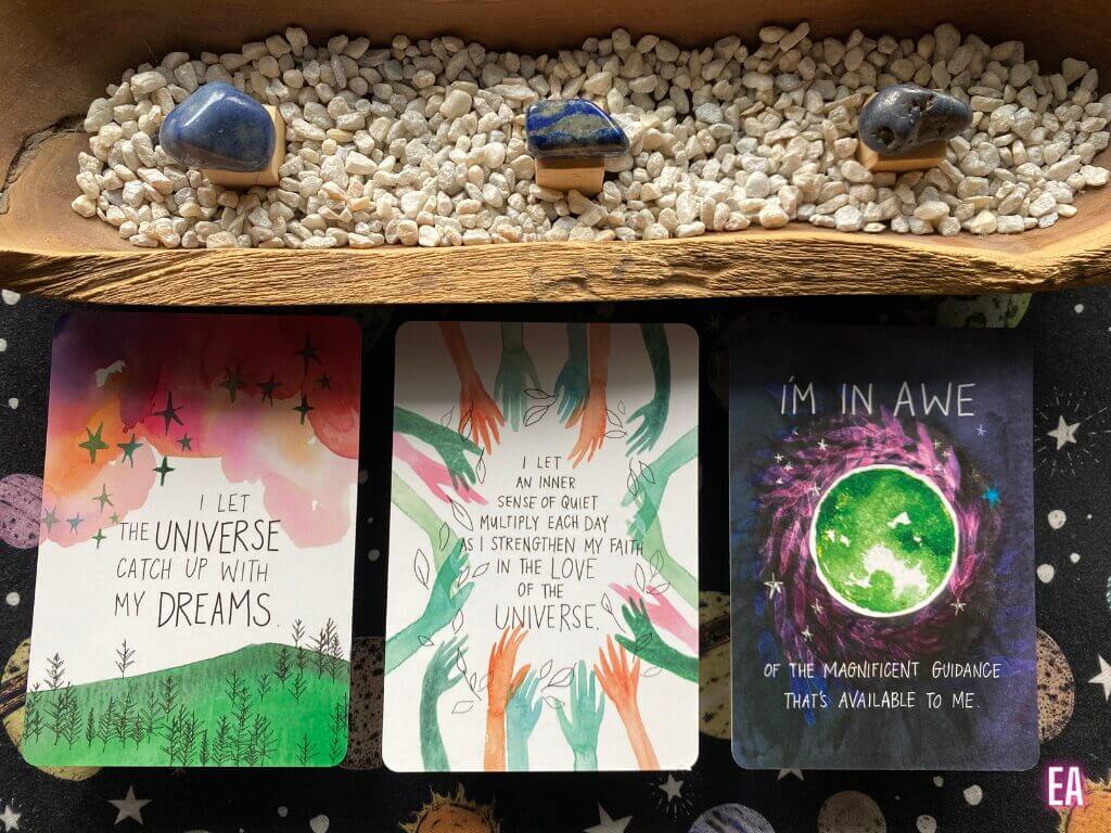 September 2025 Cosmic Oracle Reveal - Elizabeth April